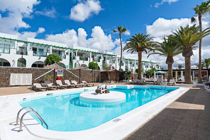 Guasimeta Duplex - Pool & Balcony - Puerto del Carmen