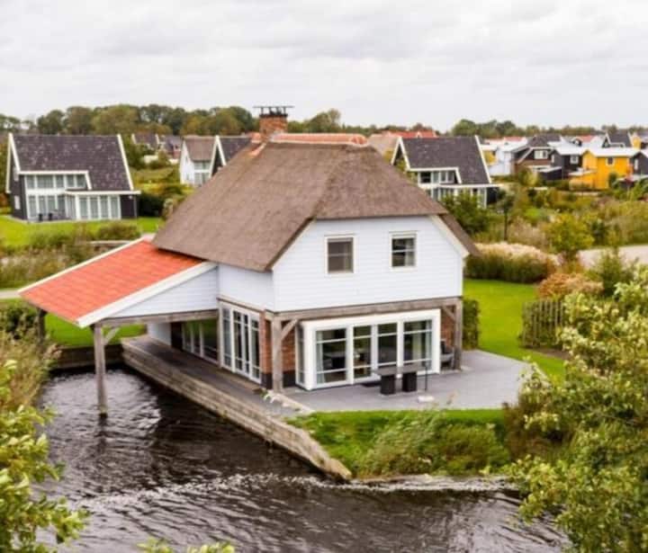 Schiphuis Luxe 6p Comfort - Giethoorn