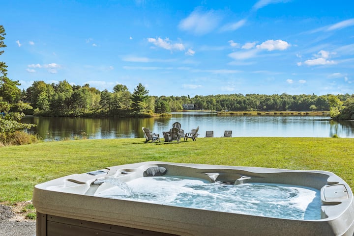 Strawberry Shores By Avantstay | Private Beach - Kalahari Indoor Waterpark, Pocono Manor