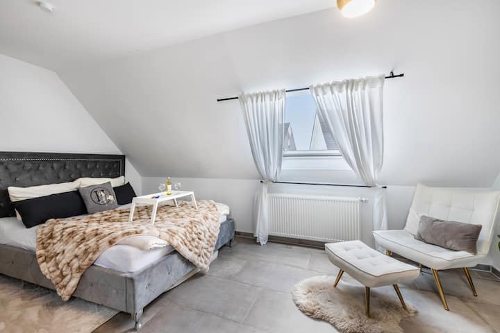 Deluxe Apartment - Duisburg