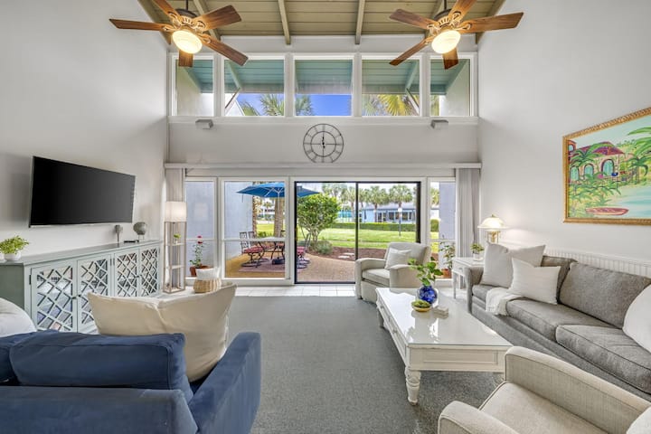 Nostalgic Townhome Nestled On Preserved Beach! - Rosemary Beach, FL