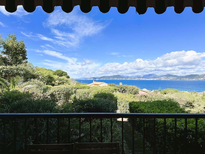 Studio Cabine Climatisé, Vue Mer, Pour 4 Personnes - Île de Porquerolles