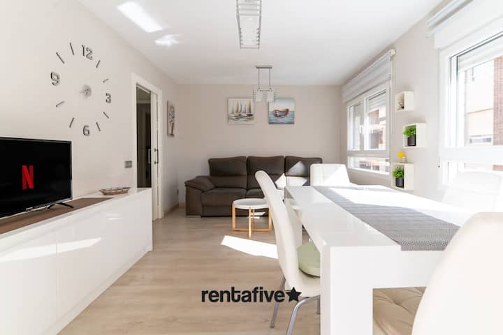 Rentafive - Centro - Reformado - Menos 1 Min Playa - Santa Pola