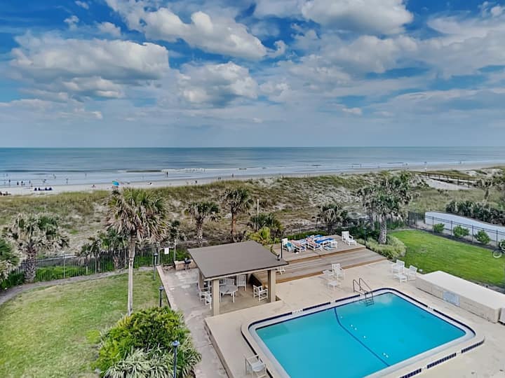 Beachcomber 403 | Pet Friendly + Ocean Views! - Jacksonville Beach, FL