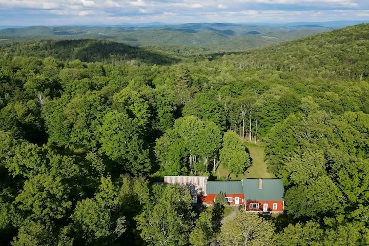 4br Dog-friendly Private Charmer With Wood Stove - Woodstock, VT