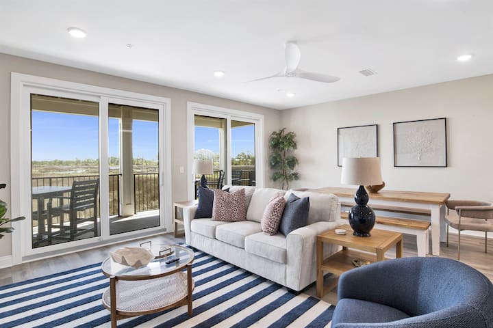 Ultimate Stay: Coffee Bar, Pool & Near Waterville - Gulf Shores, AL