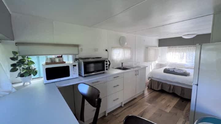 Van 6 - Sussex House Holiday Park - Sussex Inlet