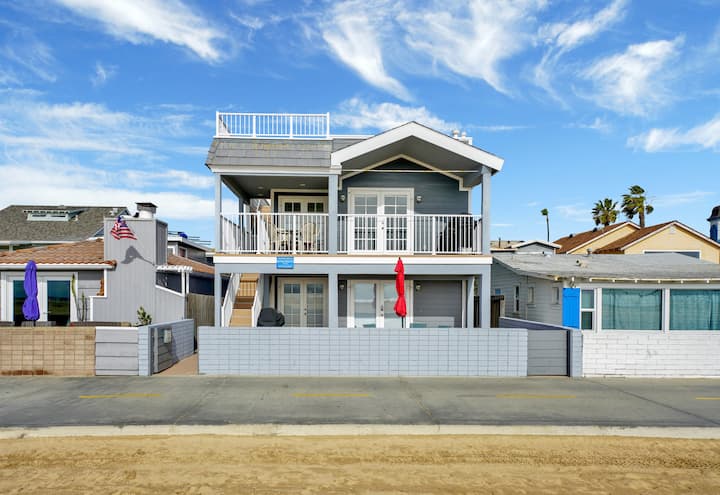 Rooftop Deck W/ Stunning 360 Beach Views - Newport Beach, CA