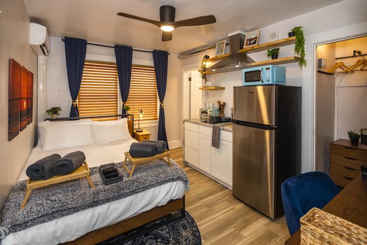 Nocleaningfee: The 1888 Hotel Studio#304 W/kitchen - St. Petersburg, FL