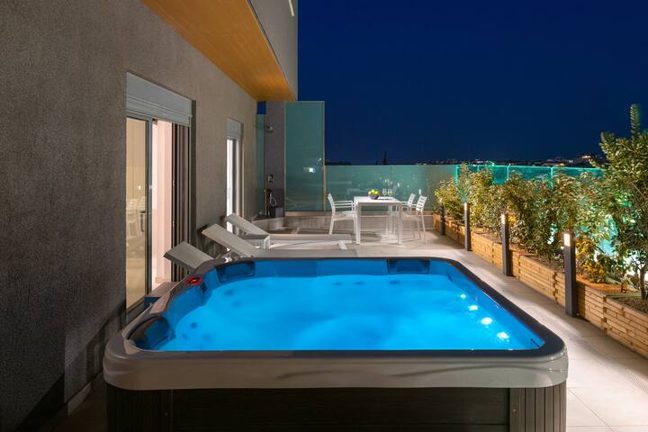 Rhodes Skyline Suite With Out Door Jacuzzi Sea Vie - Rhodes (Greece)