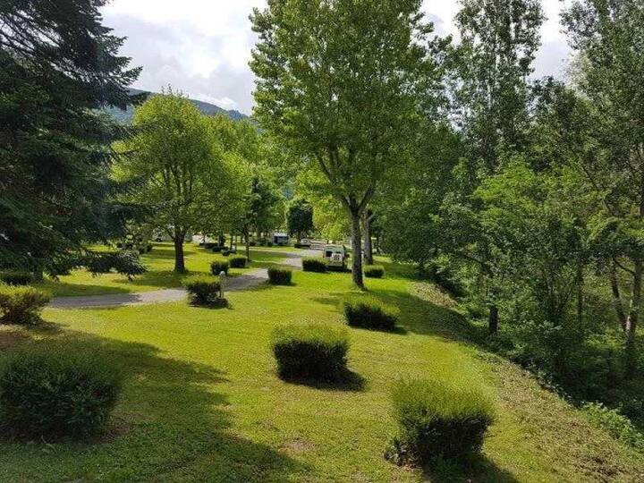 Camping 3 éToiles - Piscine  - Efadfe - Ispagnac