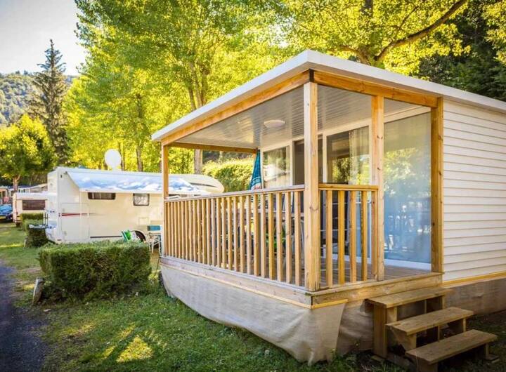 Camping 3 éToiles - Piscine  - Efadff - Ispagnac