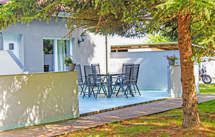 Ferienwohnung Sommersdorf - Malchin