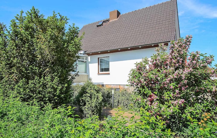 Amazing Apartment In Waren (Müritz) - Waren