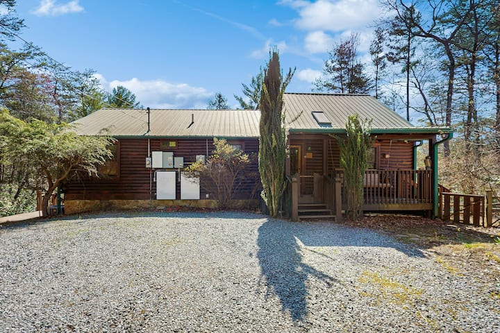 3br Mountainview | Foosball | Hot Tub | W/d - Ellijay, GA