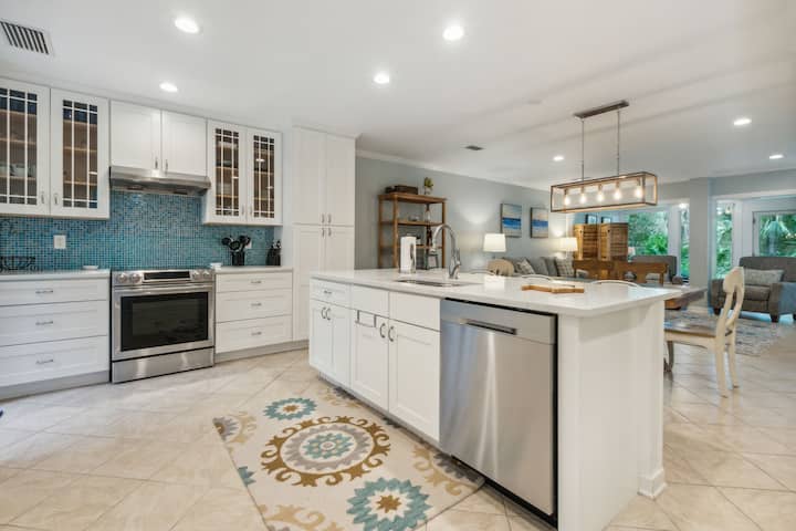 Beach-side 2/2 Lagoon Villa Beautifully Updated! - Amelia Island State Park, Jacksonville