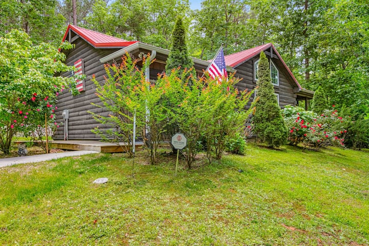 2br Cabin Near The Beach With A Grill And Deck - Lake Lure, NC