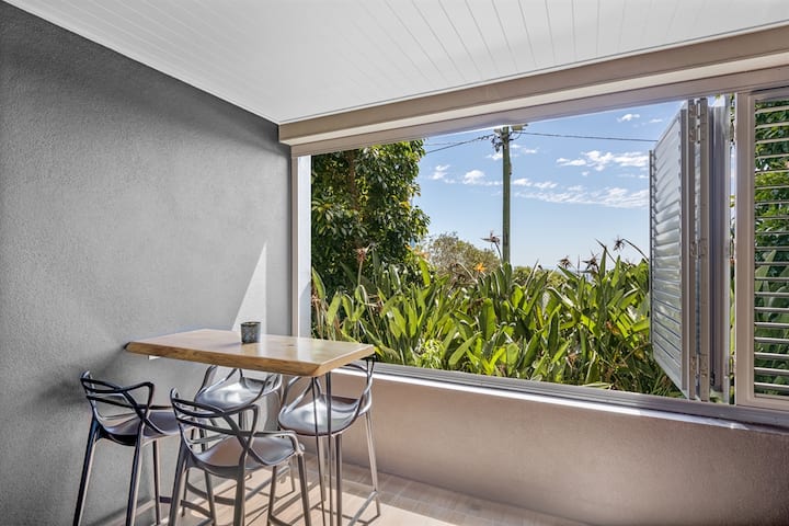 2 Bedroom Apartment - First Floor - Maleny