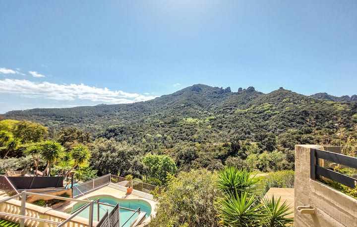 Awesome Home In Fréjus With Kitchen - Montauroux