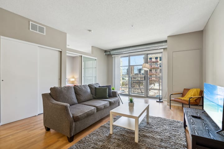 Cozysuites Mill District With Pool, Gym #11 - Minneapolis, MN