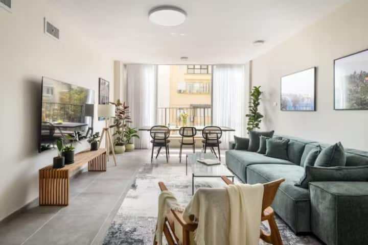 Spacious & Bright 3br Apartment - Tel Aviv-Yafo