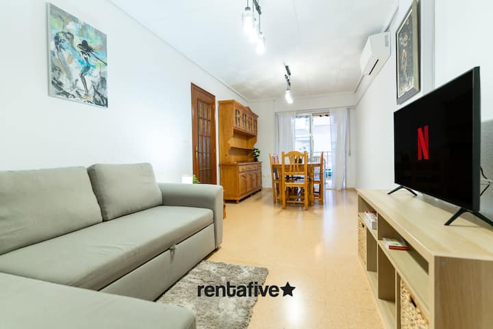 Rentafive - Ascensor - A/a - Centro - La Marina