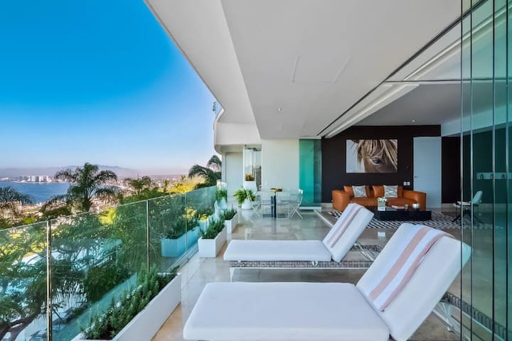 Alilaholidays | Stylish 3br Condo W/ Pools & Views - Puerto Vallarta