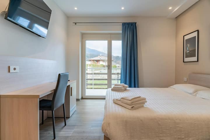 B&b A Un Passo Dal Lago - Camera "Vela" - Levico Terme