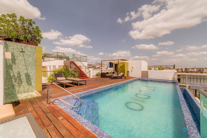 Rooftop Terrace W/ Spa & Pool, 3 Blocks To Beach - Playa del Carmen