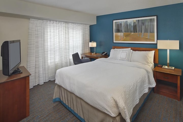 Pleasant Stay! 4 Comfy Units, Free Breakfast! - Connecticut