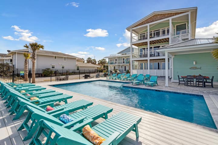 Ocean Lookout #1 | Heated Pool | Beachfront Deck - Fernandina Beach, FL