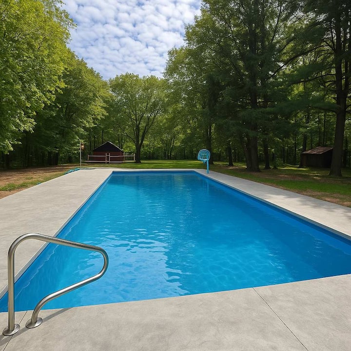 Pickleball Court, Private Pool, Hot Tub, Sleeps 25 - Michigan City, IN