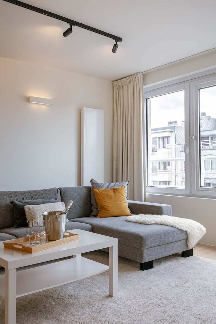 Huswell - Trendy Apartment Near The Coastline - Ostende