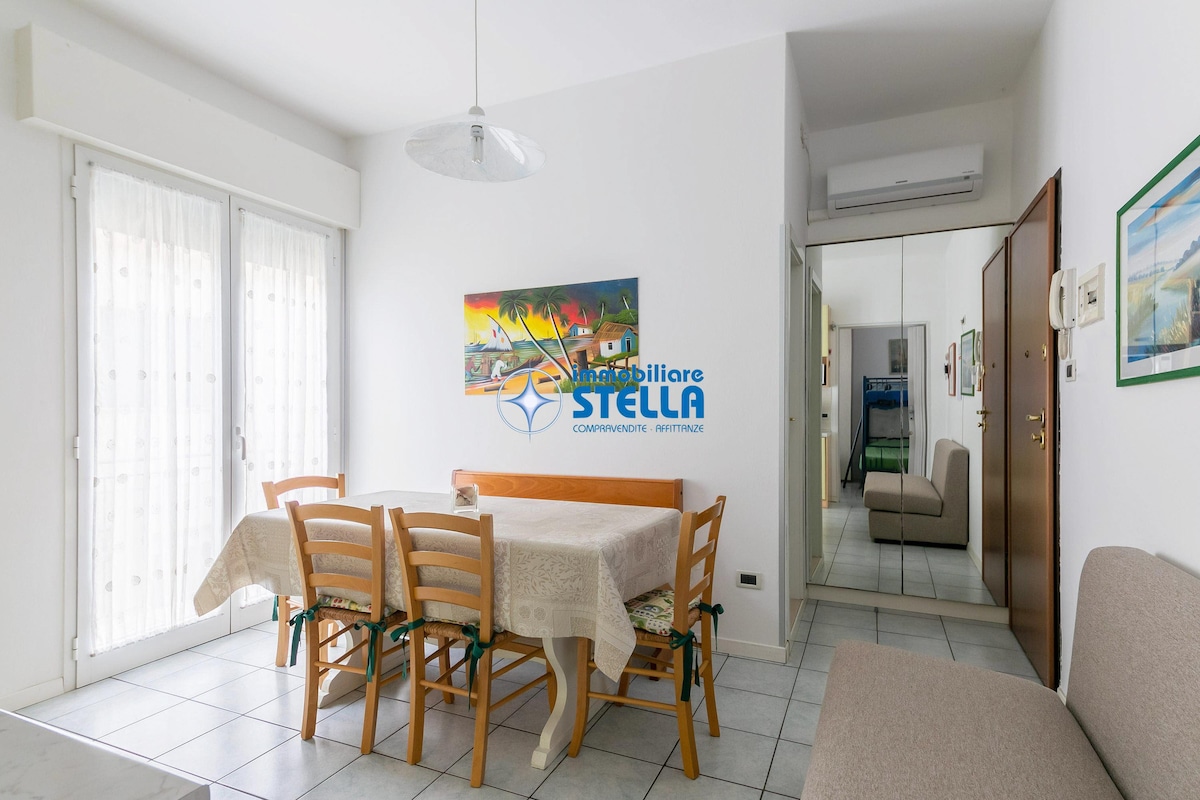 Lorenzo Apt - 1 *beach place* - Apartments for Rent in Lido di Iesolo ...