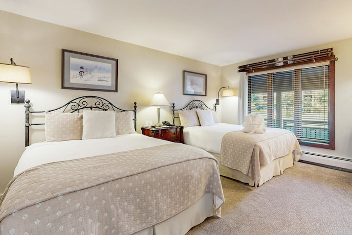 Ski-in/ski-out Studio | Fast Wifi | Pool/hot Tub - Vail, CO