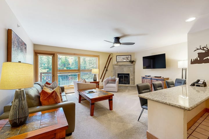 Lion Square Lodge South 358: 1br Ski In/out - Vail, CO