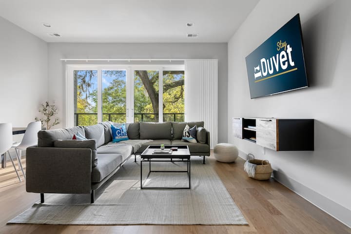 Global Retreat At Trvl Chs | Enjoy Park Circle - North Charleston, SC