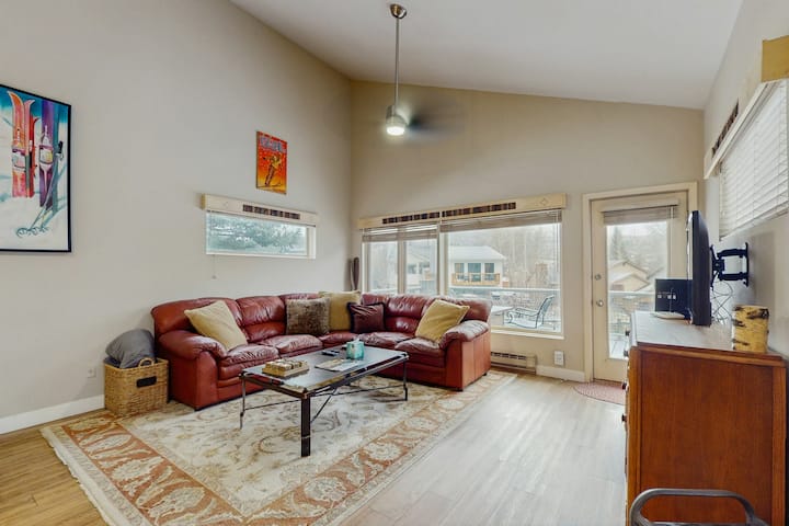 Elegant 3br Dog Friendly | Deck | Garage Parking - Edwards, CO