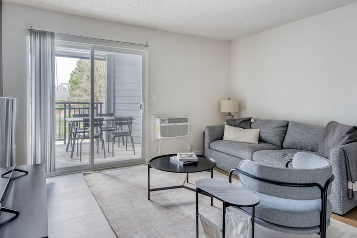 Palo Alto 1br W/ Gym, Pool & W/d, Nr Stanford - Menlo Park, CA
