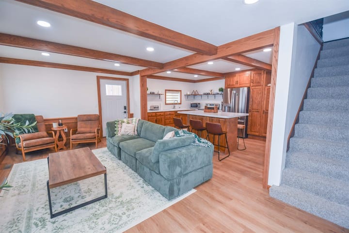 Charming Modern Amish Home L Family Friendly - Berlin, OH