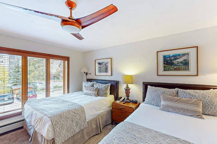 Lovely Ski-in/out Condo | Pool/hot Tub | Fast Wifi - Vail, CO