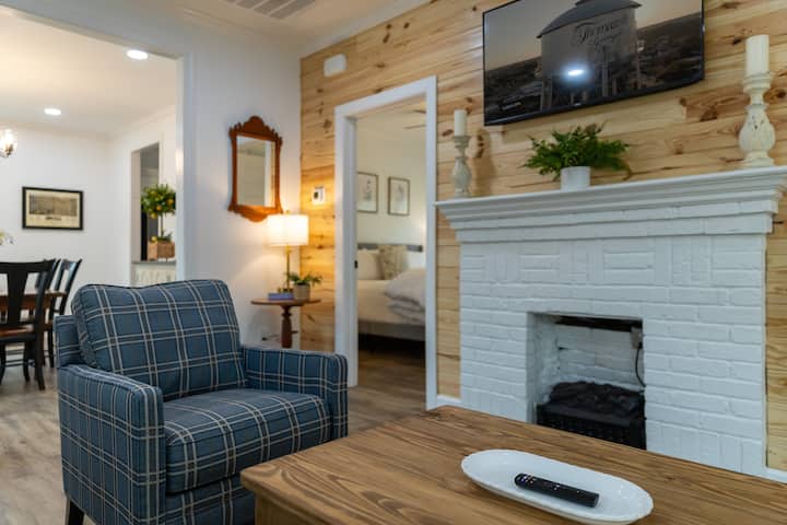 Mimosa Cottage - Thomasville Charm - Thomasville, GA