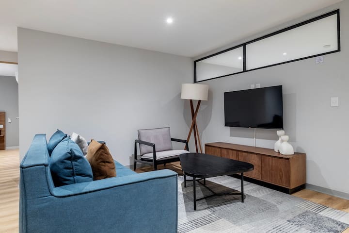 Blueground | Roma Sur 2 Recamaras, Ac & Rooftop - Mexico City