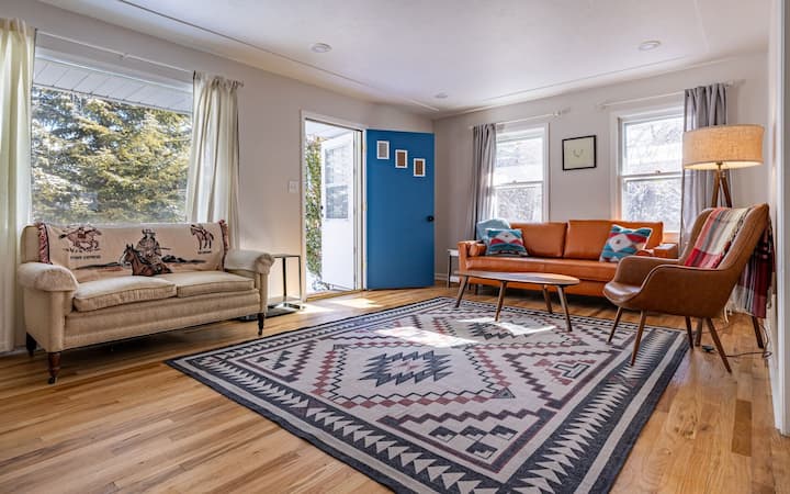Bison Hills- Pet Friendly, Walk To Downtown! - Cody, WY