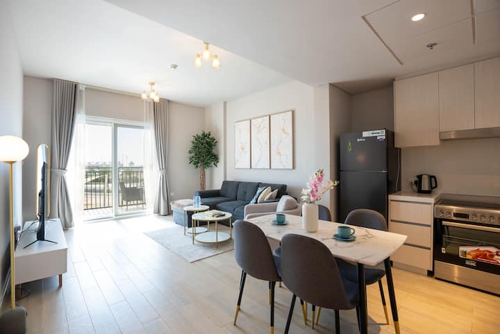 A Dreamstay Where Luxury Meets Serenity - Abu Dhabi Airport (AUH)