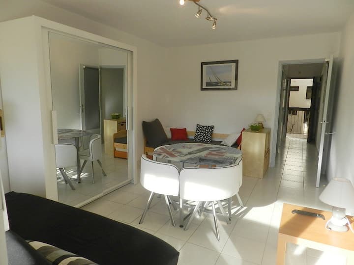 Studio 4 Pers, Balcon Sud, Bord De Plage - Île du Levant