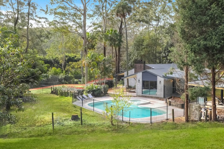 Mini Horses|heated Pool|tennis Court|outdoor Spa - The Entrance