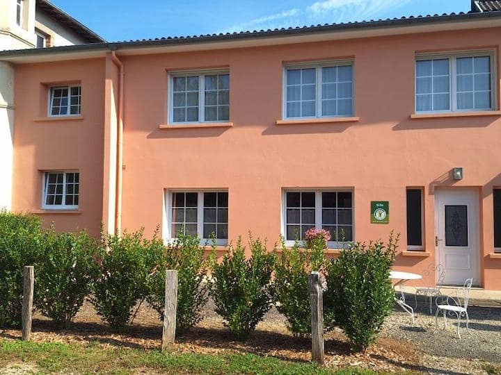 Gîte Roches-bettaincourt, 4 Pièces, 10 Pers. - Haute-Marne