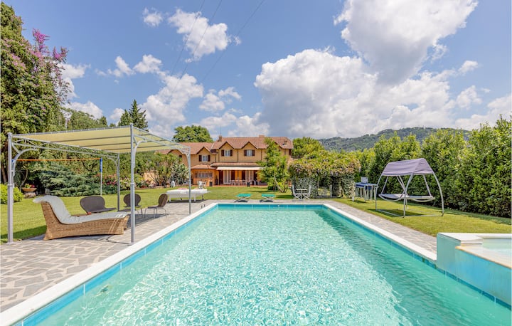 Awesome Home In Massarosa -Lu- With Wifi - Viareggio