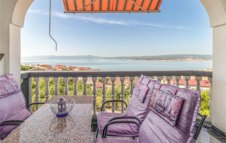 Beautiful Apartment In Crikvenica - Crikvenica